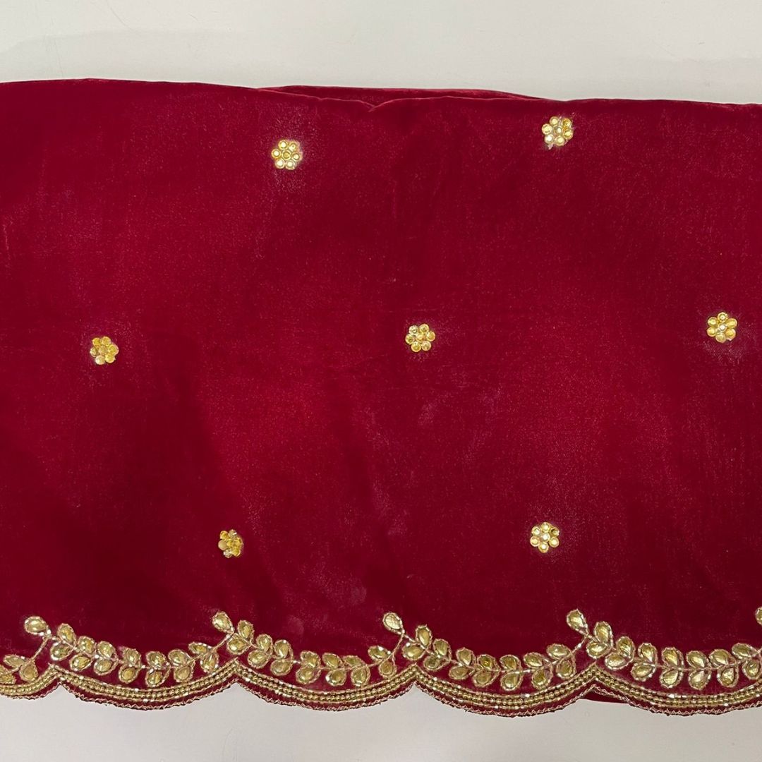 Bridal Red Beauty Hand Embroidered Scalloped Velvet Dupatta – anokherang